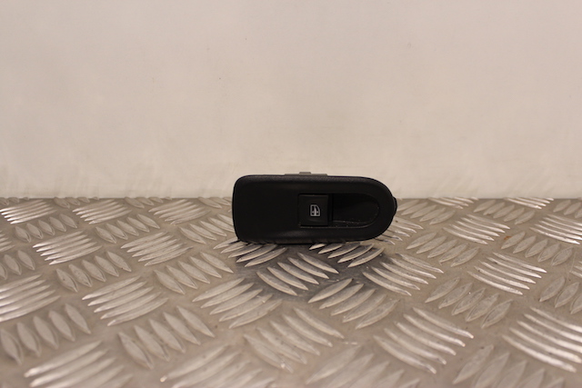 Dacia Duster Door Lock Mechanism Rear Passengers Side - - Dacia Duster ...