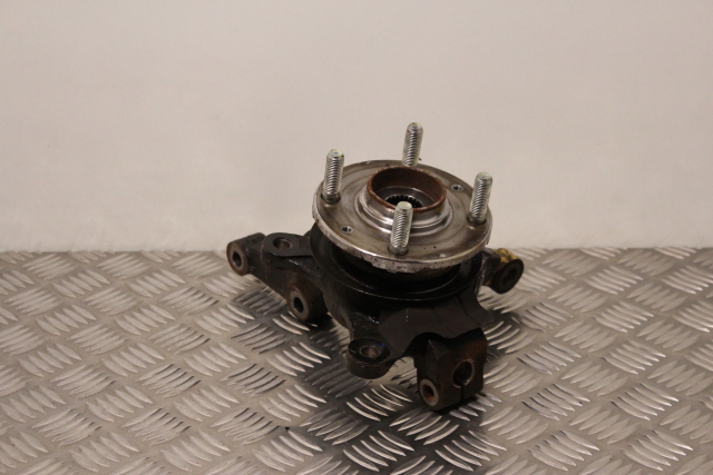 Hyundai i10 Stub Axle with Hub and Bearing Front Passengers Side ...