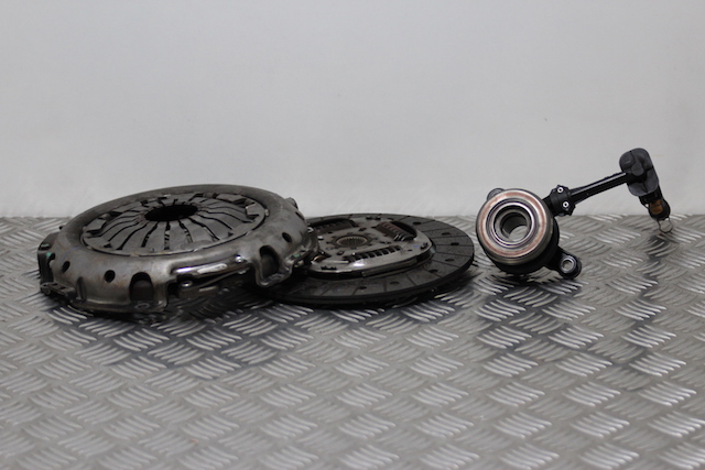 Renault Clio clutch pressure plate and disc with bearing - gearbox ...