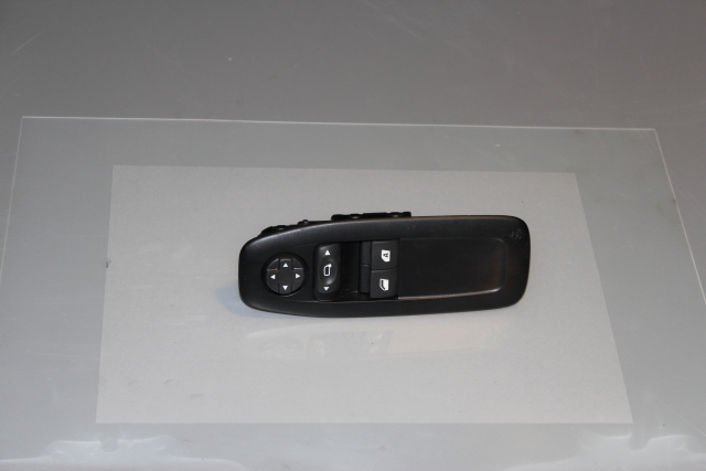 Peugeot 208 Window Switch Front Drivers Side - Doors - Peugeot 208 2014 ...